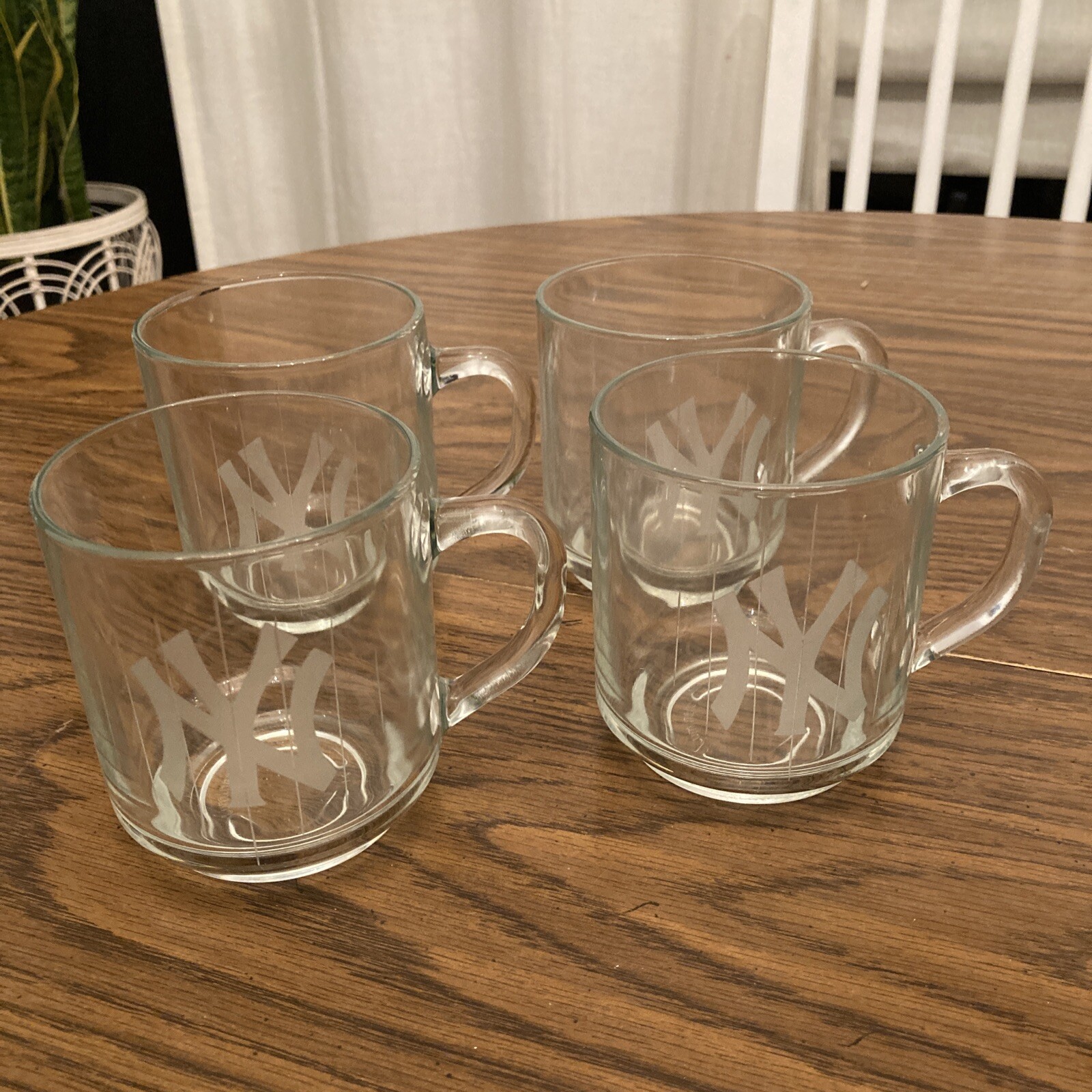 New York Yankees Etched Team Logo Glasses Mugs Cups Lot Of 4 | eBay