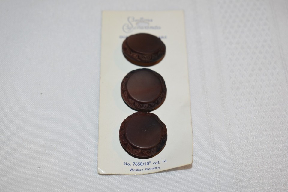 Buttons by Schwanda 3 Brown Shank Buttons on Card no.7658 Made in West ...