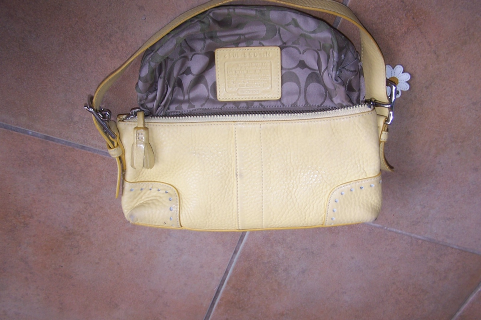 Vintage Creamy Yellow Coach Purse L05S-5052 Pebbled Leather, Used ...