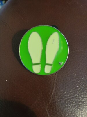 Disney Goofy Character Footprints Hidden Mickey Series Pin 2007 Shoe ...