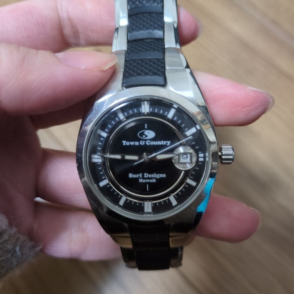 Town And Country Analog Quartz Men Town&Country Surf Designs Watch ...