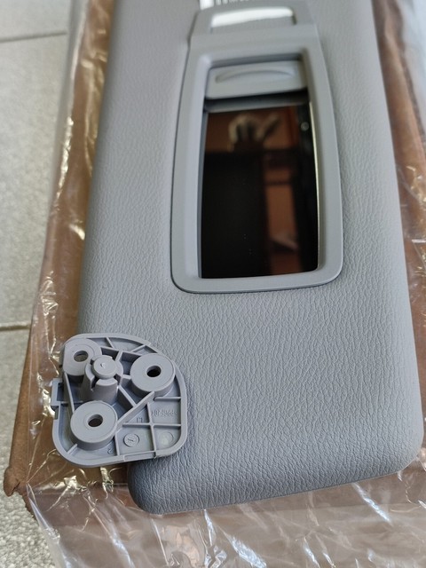 BMW X5 E70 sun visor left make-up lamp HIMMELGRAU GENUINE 51166966141 ...