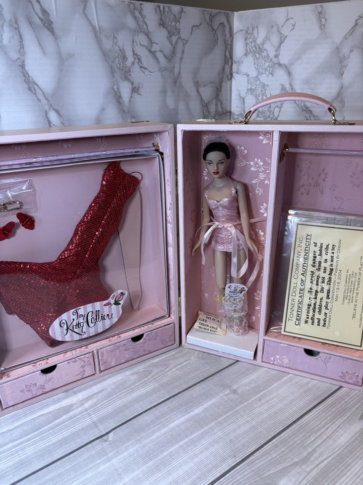 Tonner Doll Tiny Kitty Collier 2004 Pink Convention Trunk With 10” Doll ...