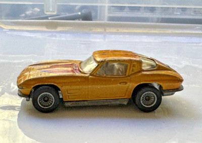 Hot Wheels Real Riders Hi-Rakers '63 Split Window Corvette Gold Grey ...