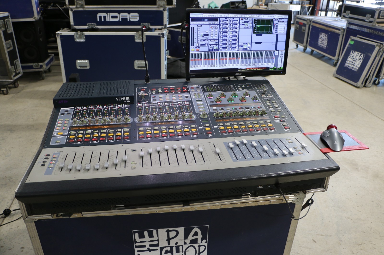 Avid SC48 Digital Mixing Console with Road Case | eBay