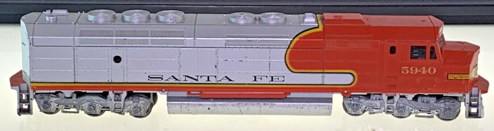 Athearn Santa Fe #5940 Locomotive | eBay