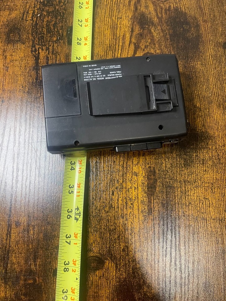 Emerson Walkman Cassette Tape Player AM/FM Stereo w/ Equalizer ~ WORKS ...