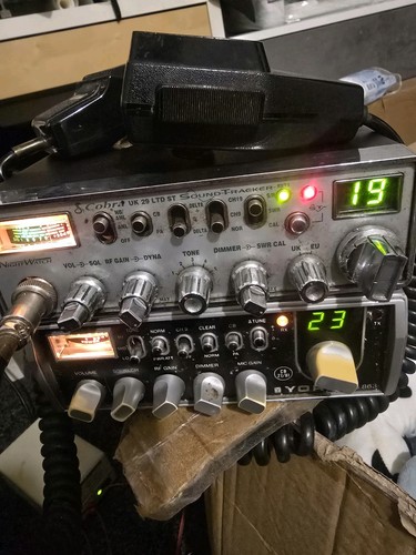 2 x Cb Radio Cobra UK 29 LTD ST SOUNDTRACKER-RXTX CB And A York Jcb 863 ...