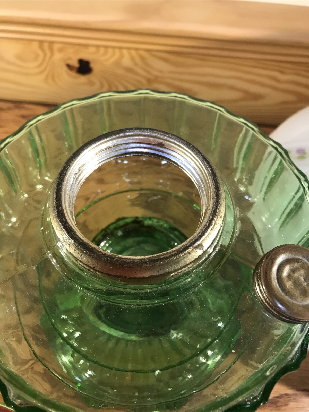 Vtg Aladdin Green Crystal Glass Corinthian Oil Lamp B-102 Purple Violet ...