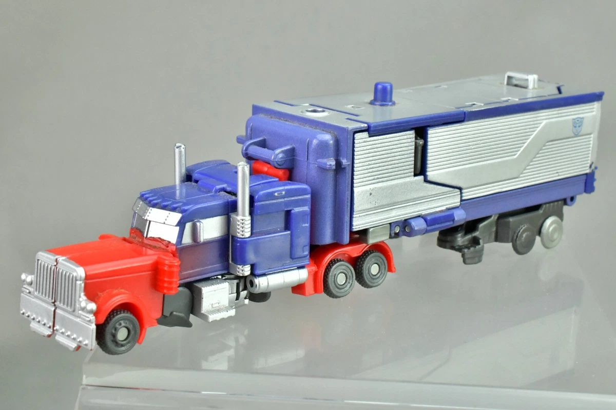 Optimus Prime Trailer Dark Of The Moon