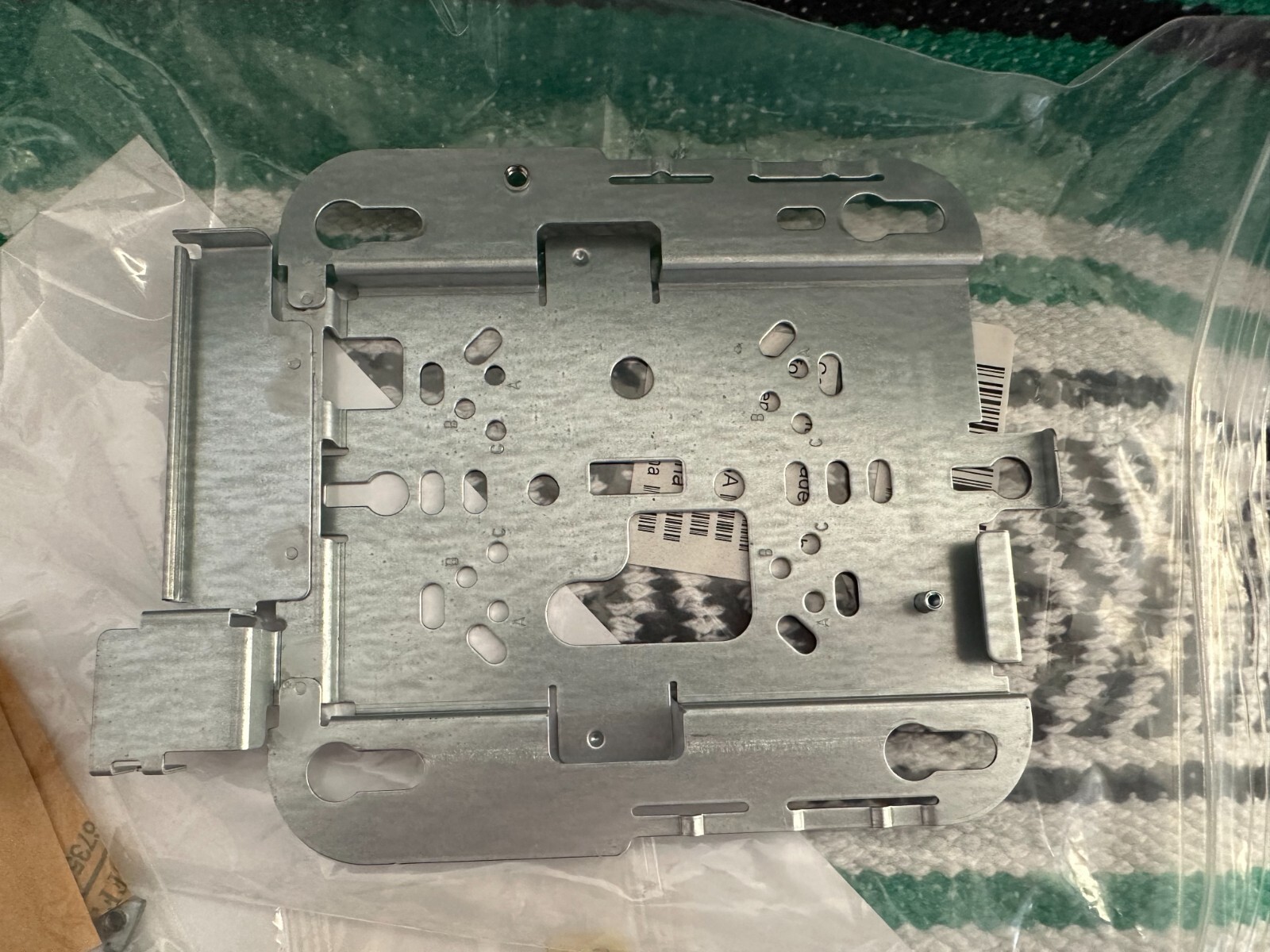 Cisco AIR-AP-BRACKET-2= Mounting Bracket Wireless Access Point ...