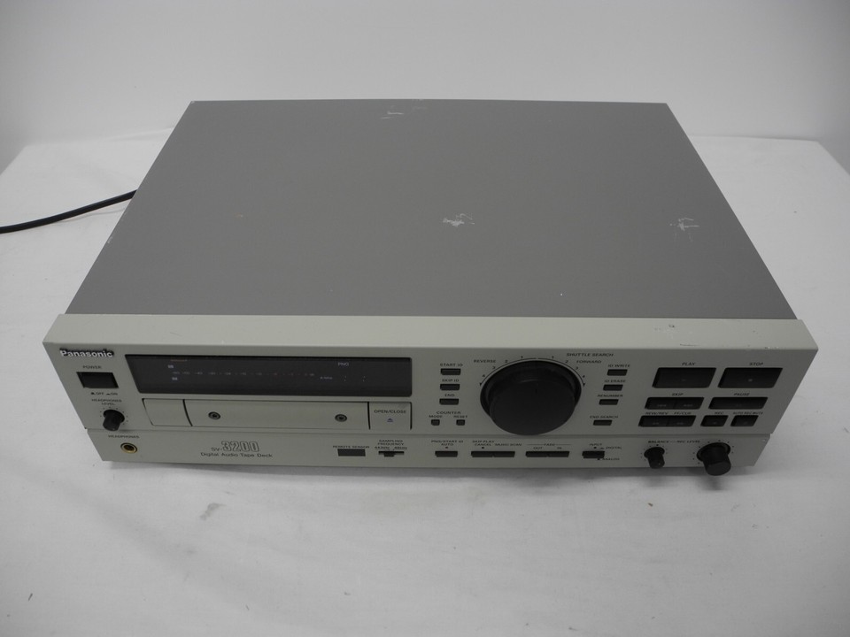 PANSONIC SV-3200 DIGITAL AUDIO TAPE DECK ANALOG & DIGITAL INPUT ...