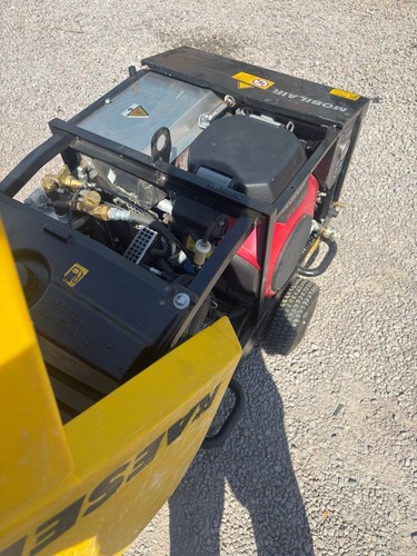 Kaeser / HPC M17 Portable Rotary Screw Compressor 15 Bar 35 CFM with ...