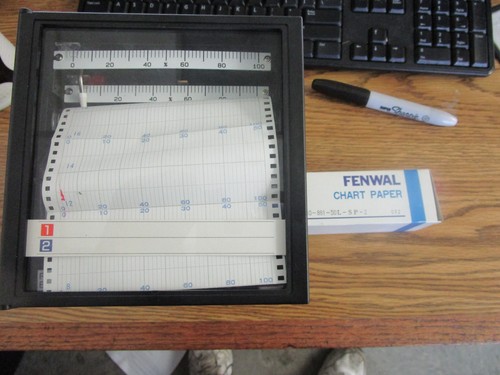 Fenwal: K12A-2A6-N Chart Recorder. MOD #: 1170. Extra chart Paper (1). 100V