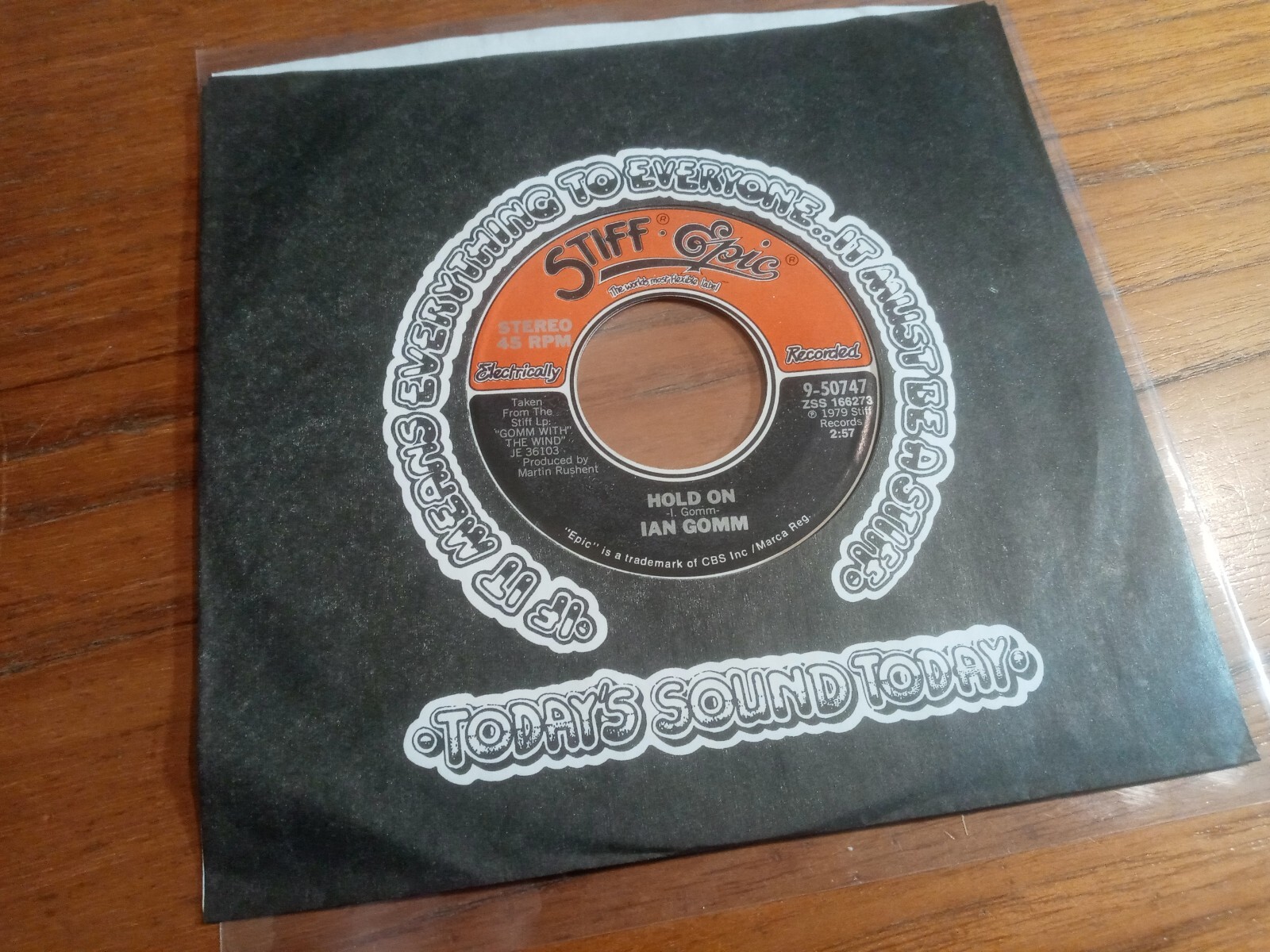 Ian Gomm – Hold On 1979 Vinyl, 7", 45 RPM, Single | eBay