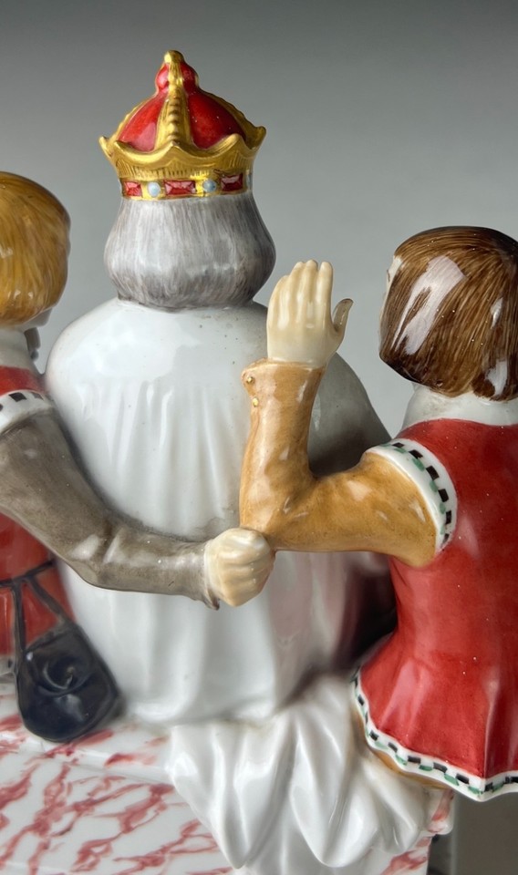 Royal Copenhagen Porcelain Figurine "Emperor's New Clothes" #1288 Early ...