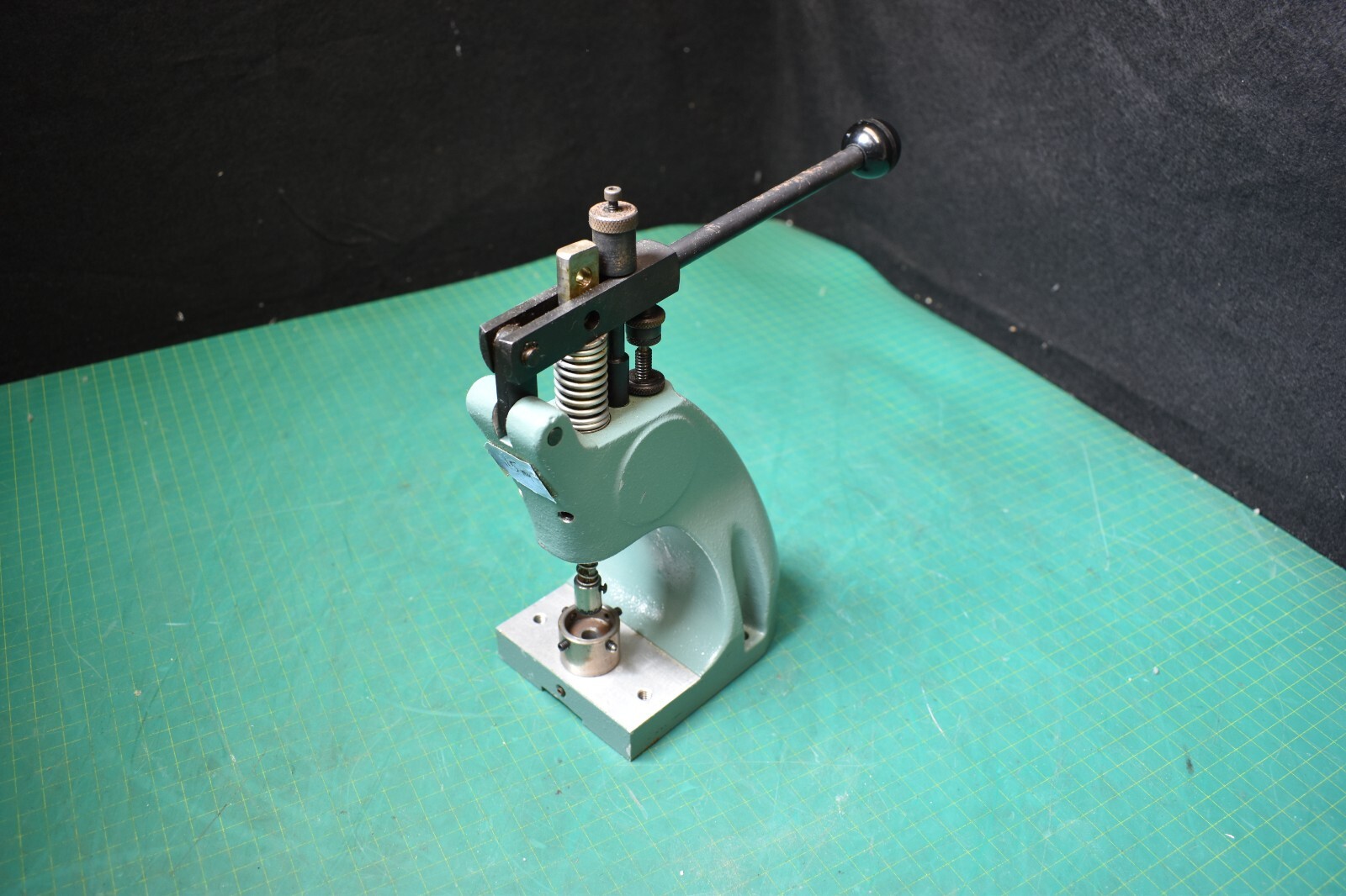 MINITOOL hp MICRO PUNCH PRESS, USED lab press | eBay