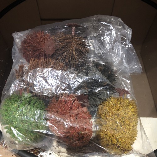 Lot Of 7 Vintage Realistic HO Scale Pine Trees & Autumn Fall Foliage ...