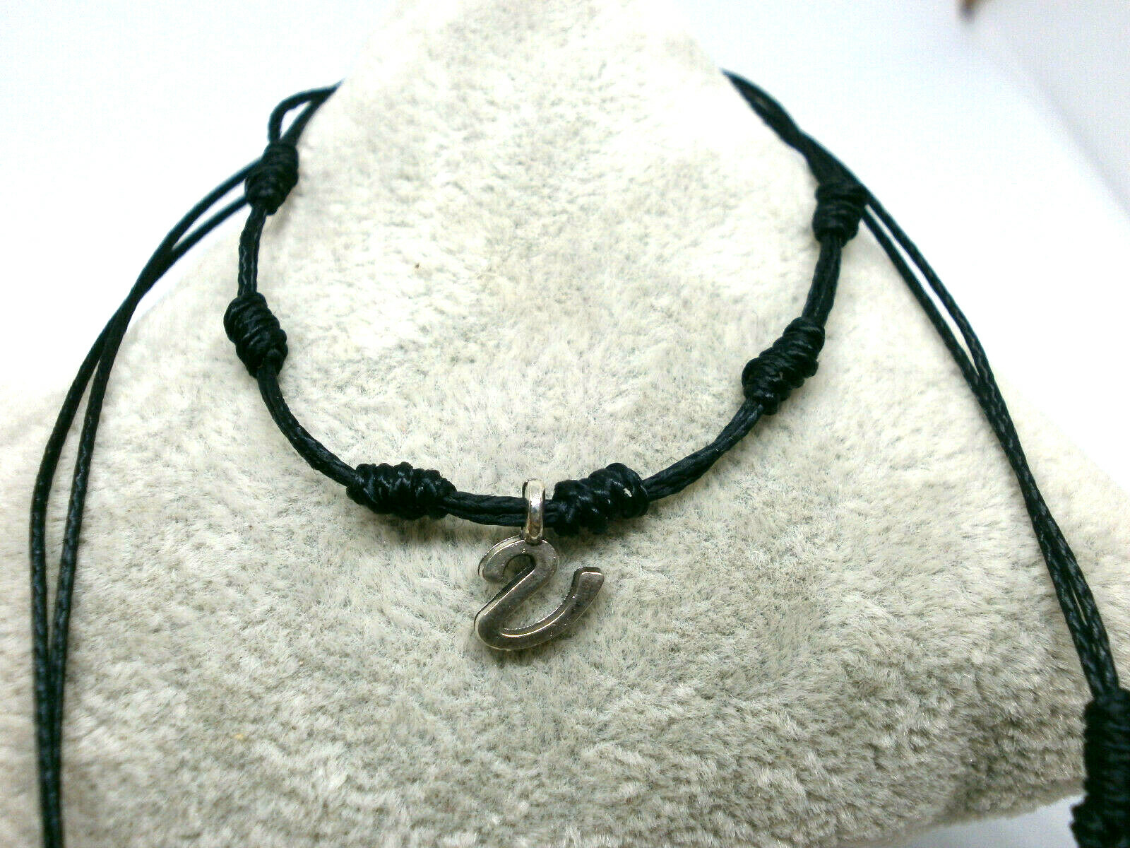 Bracelet " V " Cursive - Fil Noir Et Réglable | eBay