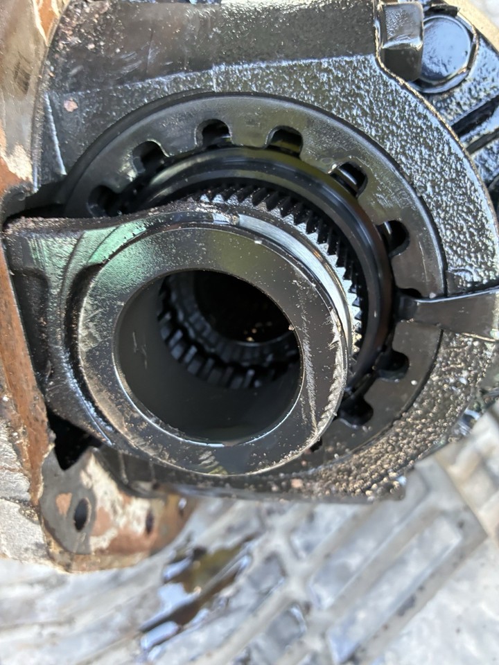 96-02 TOYOTA 4RUNNER TACOMA REAR DIFFERENTIAL BACK DIFF 4WD E LOCKER ...