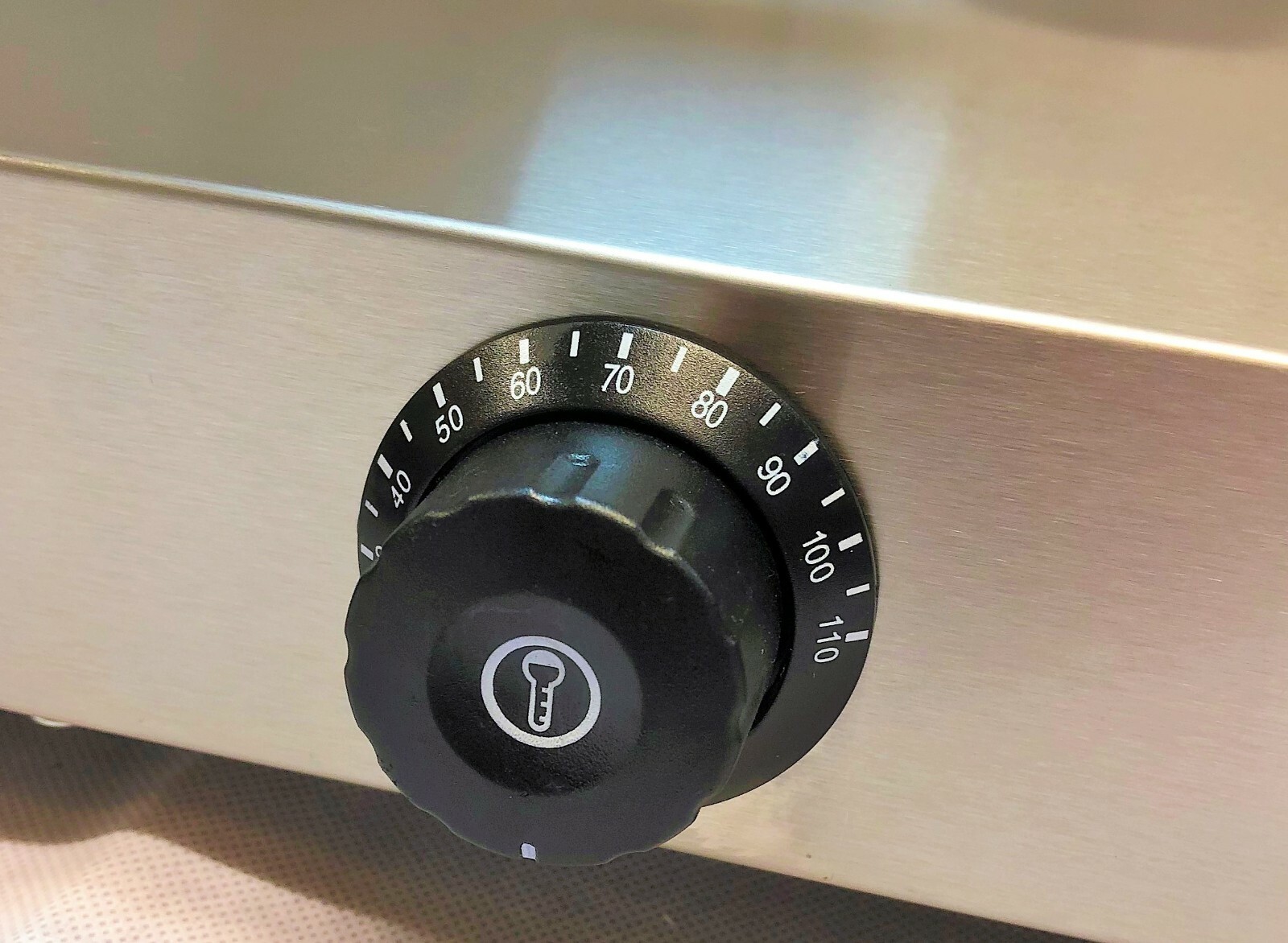 Quantum CE ® Heated Carvery Display Hot Plate Copper Gantry 1335mm wide ...