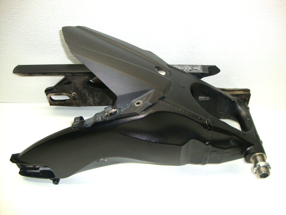 15-20 Suzuki GSX-S1000 OEM Rear Back Wheel Swingarm Swing Arm Hugger ...