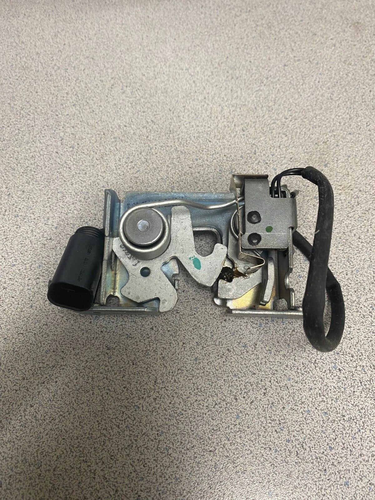 Front Hood Lock Latch Safety Catch Fit For 2008-2013 BMW X5 X6 ...