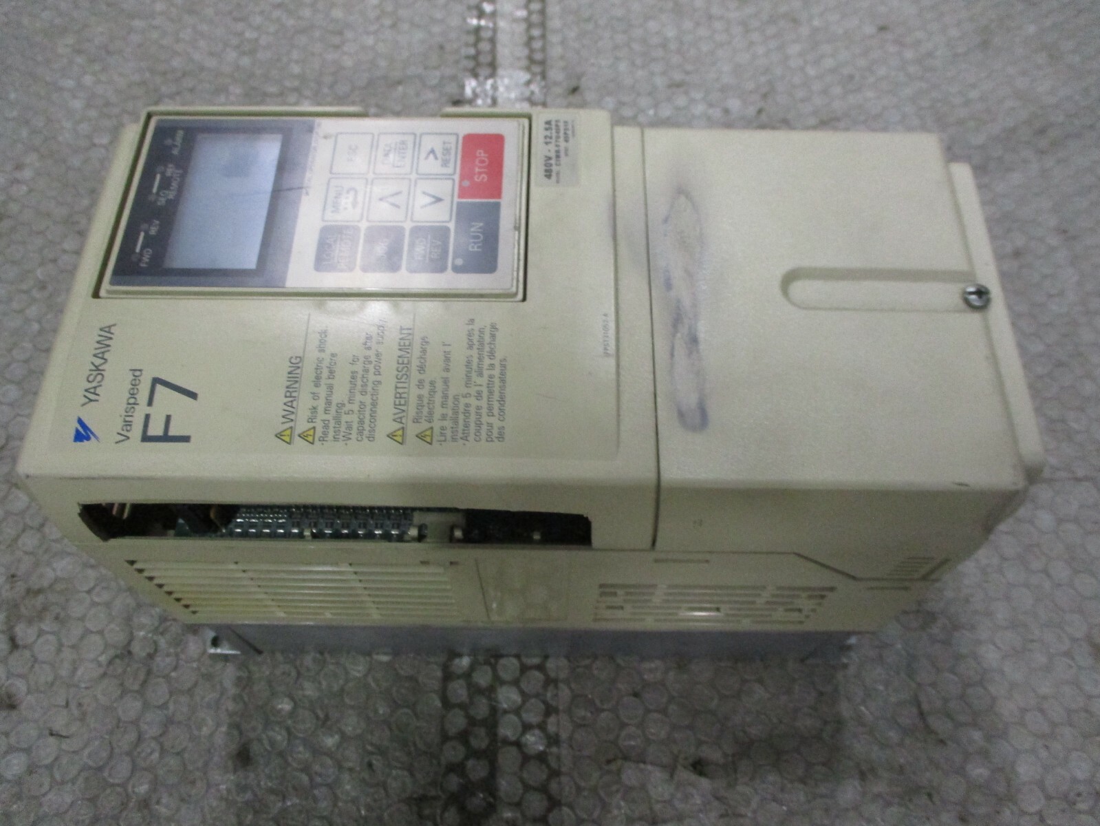Yaskawa CIMR-F7U45P5 Varispeed F7 AC Drive 380-480VAC 9.5KVA 12.5Amps ...