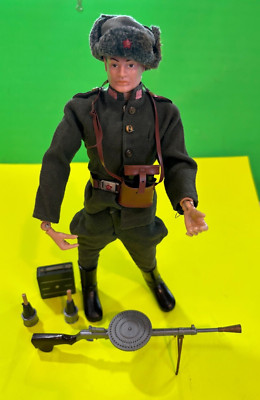 1966 Hasbro GI JOE SOTW Russian Infantry Soldiers of the World ...