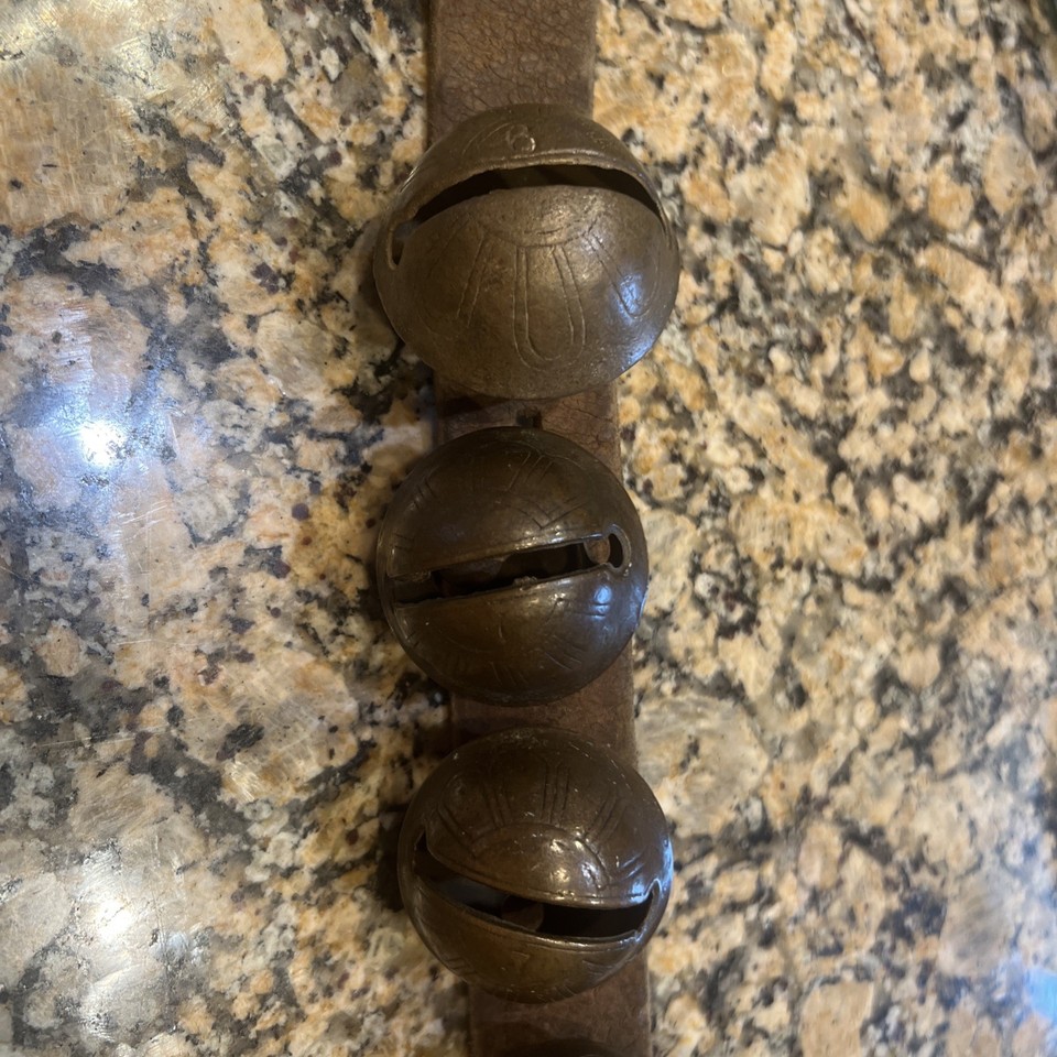 9 Bells Numbered ANTIQUE BRASS HORSE SLEIGH BELLS Leather Strap | eBay