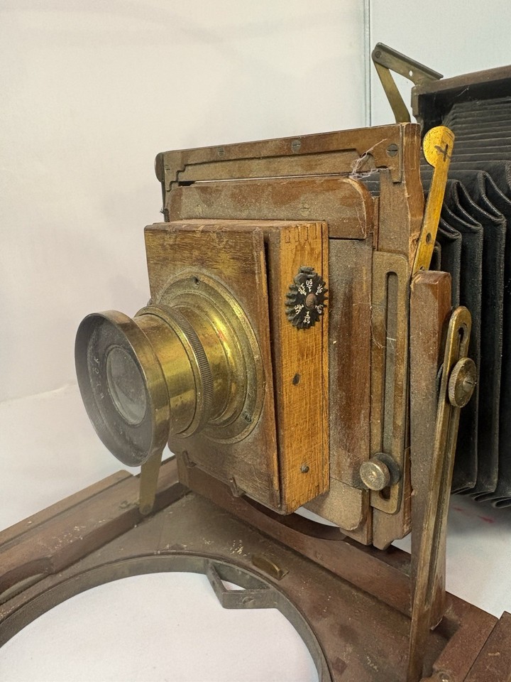 ANTIQUE VICTORIAN -PLATE CAMERA -MAHOGANY & BRASS ‘The National Camera ...