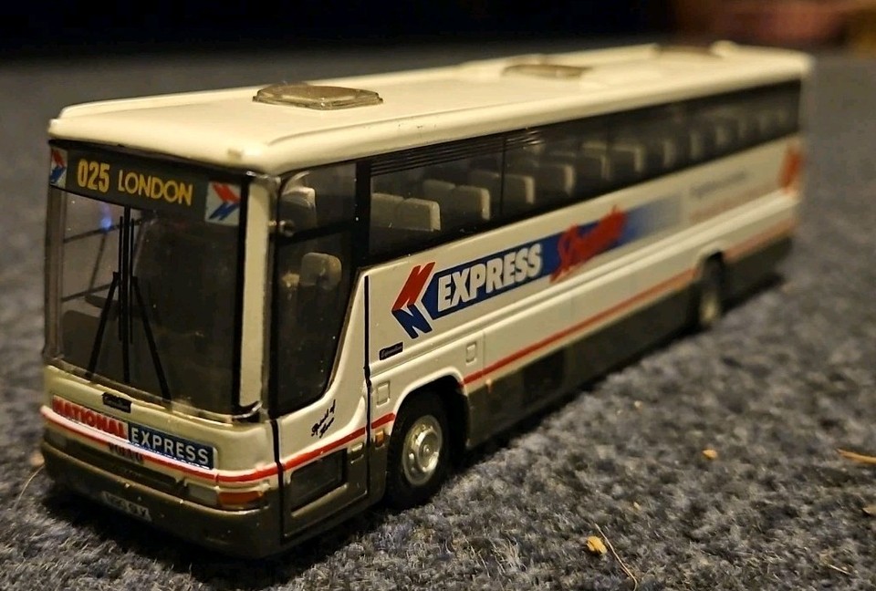 Corgi OOC Plaxton Premiere. National Express Shuttle Coach Model. HB ...