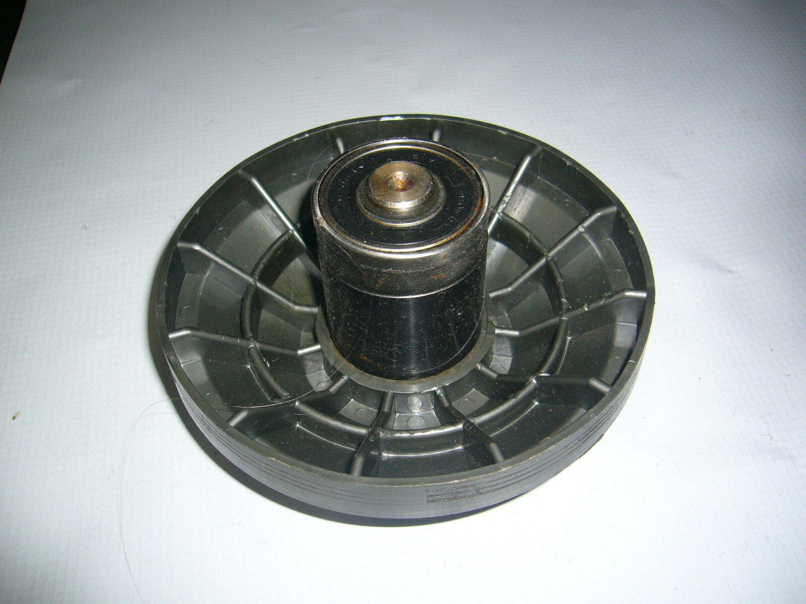 Berkel 919-1, 01-404375-00192 Knife Pulley Assembly, Meat Slicer, Used ...