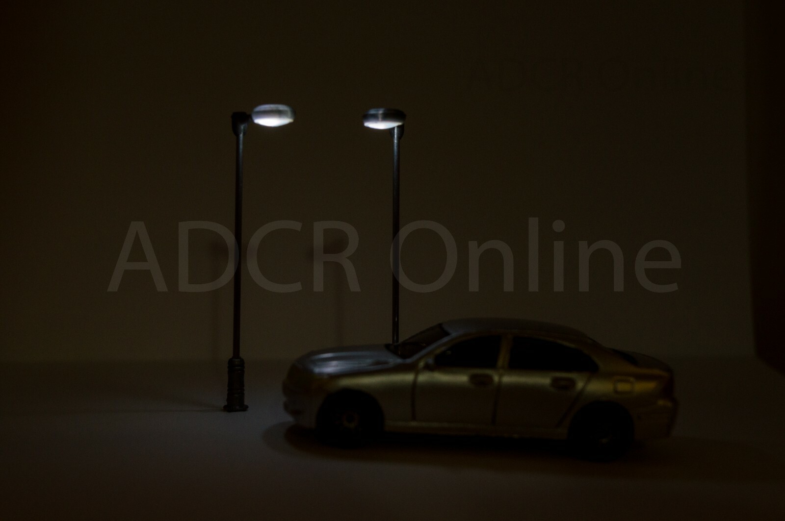 OO Gauge Working Station Platform Lights / Lamps - 6/12 Pack - Cool ...