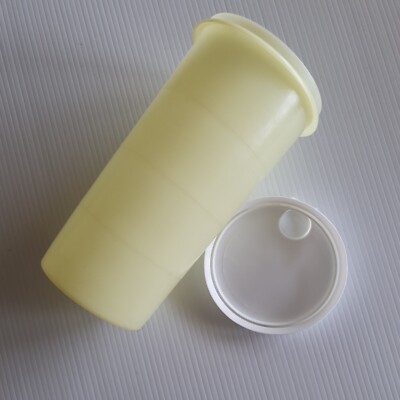 Vintage Australian Made Plastic Storage Container Yellow & White EUC 1. ...
