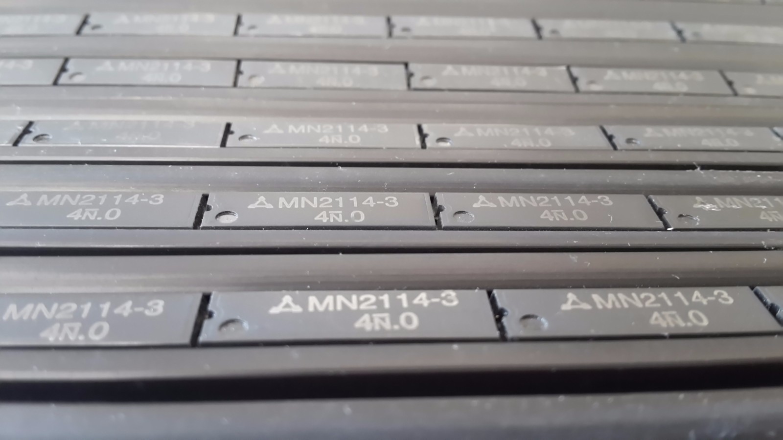 Mn2114-3 2pcs Matsushita Electric Industrial Co. Ltd 1kx4 SRAM 2114 NOS ...