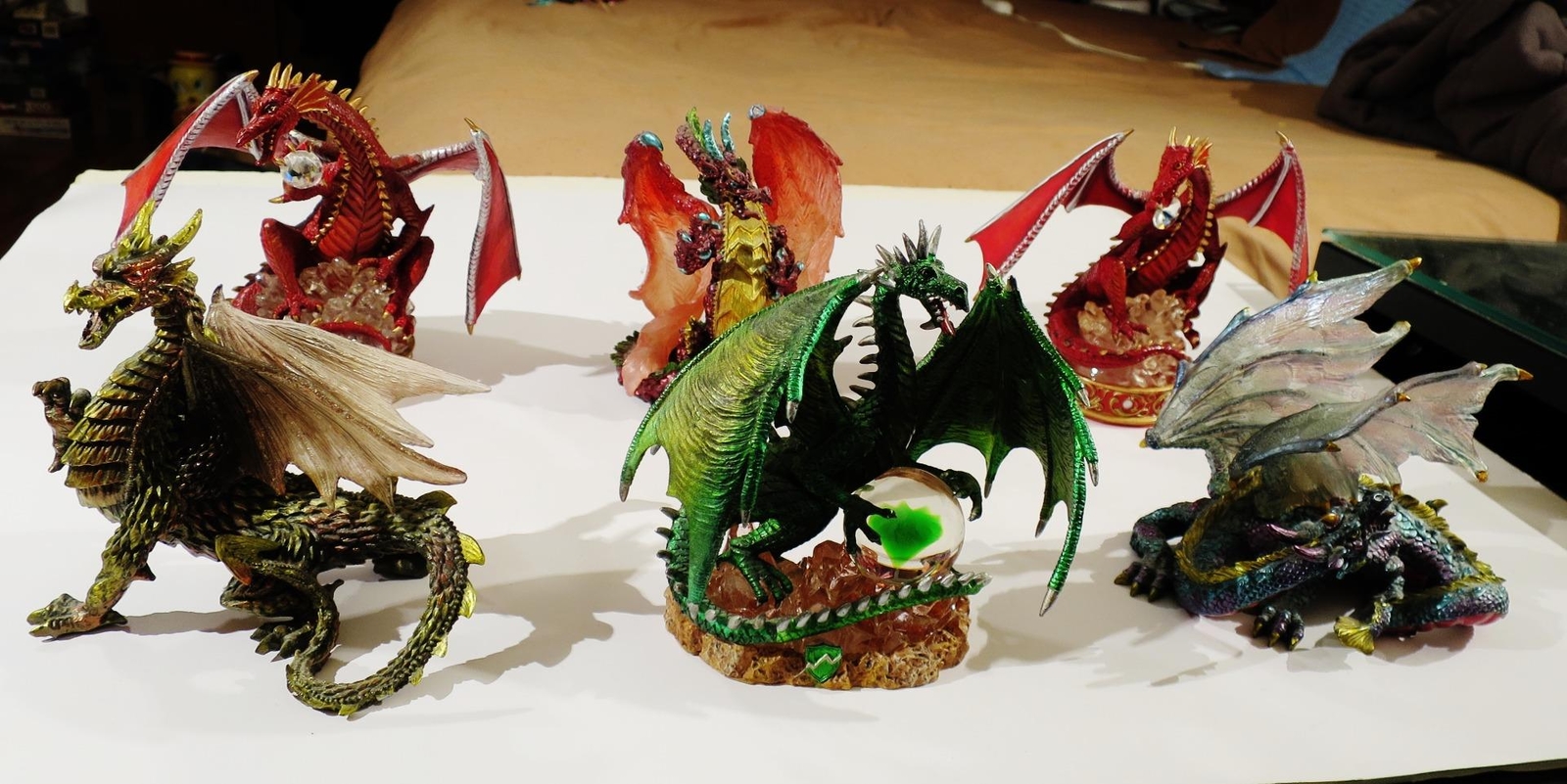 6 DRAGON FIGURINES FIGURES STATUES TREASURE DRAGONS COLLECTION FANTASY ...