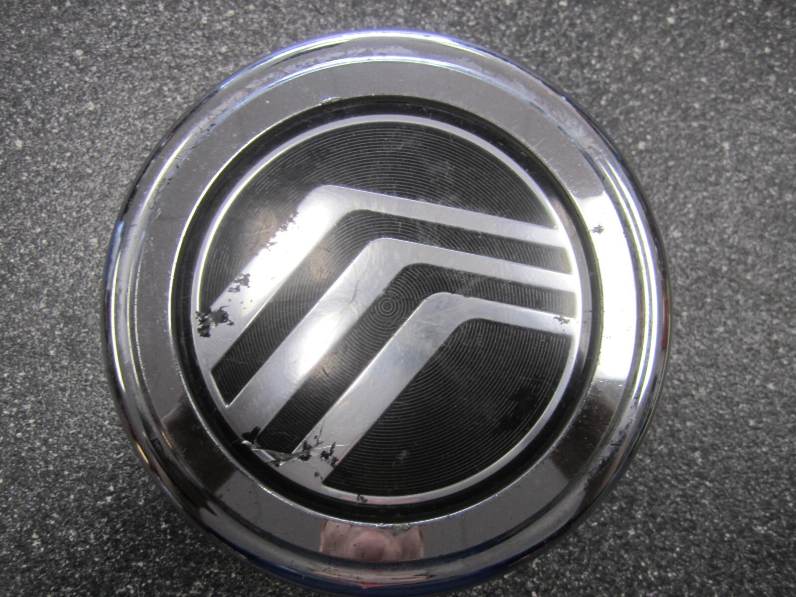 Mercury Grand Marquis OEM 1993-1996 15" Center Cap F3AC-1A097-AA - One ...