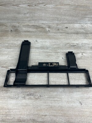 Fantom FM760 Bagless Technology, Twister Brush Roller Guard, Sole Plate ...