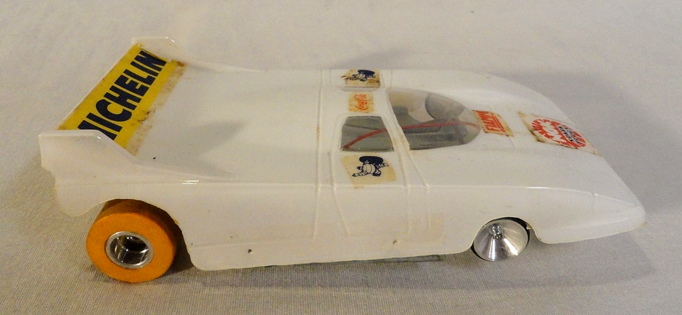 LOOK! OLD VINTAGE 1/24 & 1/32 PARMA SLOT CAR LOT WITH MUSTANG & DATSUN ...