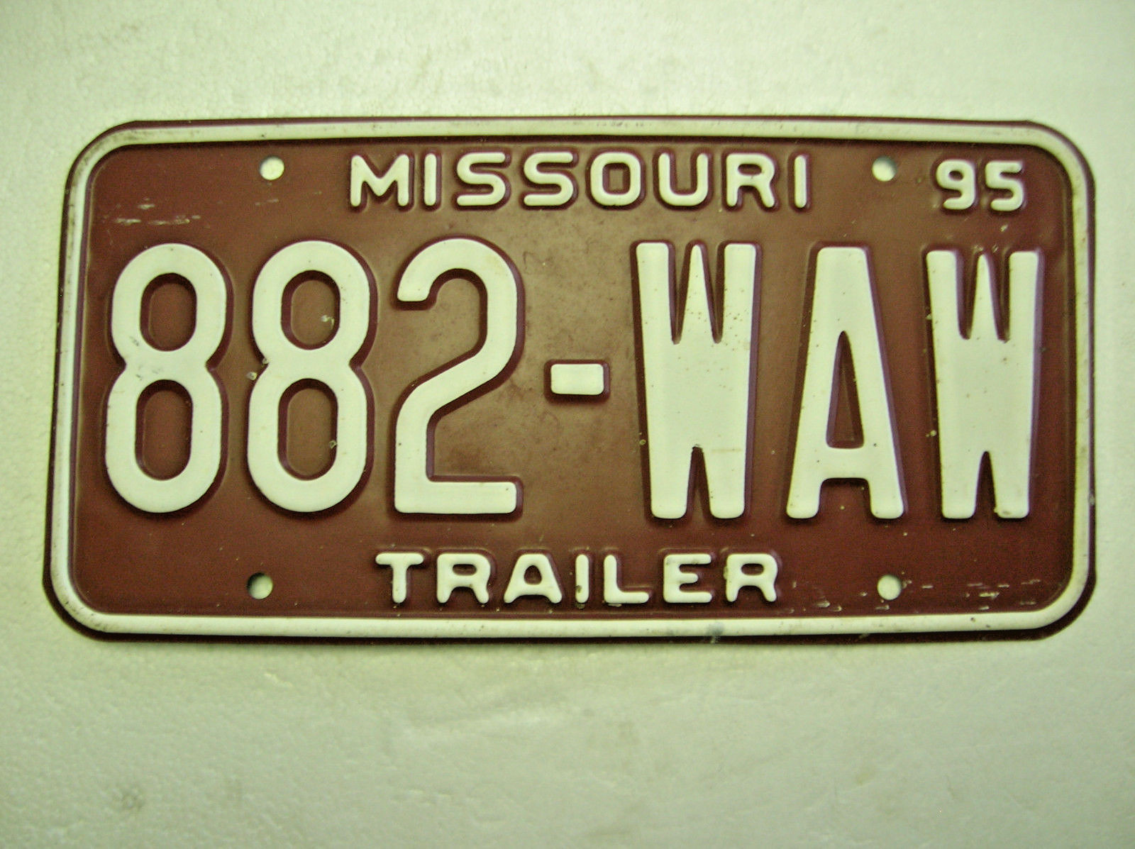 1-1995 Missouri trailer license plate in good cnd.Bowed.Minor wear ...