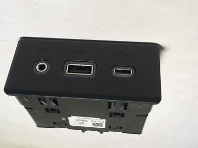 2019-2024 Chevrolet Equinox Terrain USB USB-C Receptacle Outlet ...