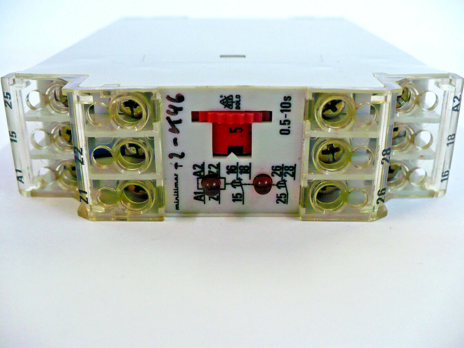 DOLD Zeitrelais MK 9908.82 230V 0,5 -10s . anzugverzögert Zeit-Relais ...