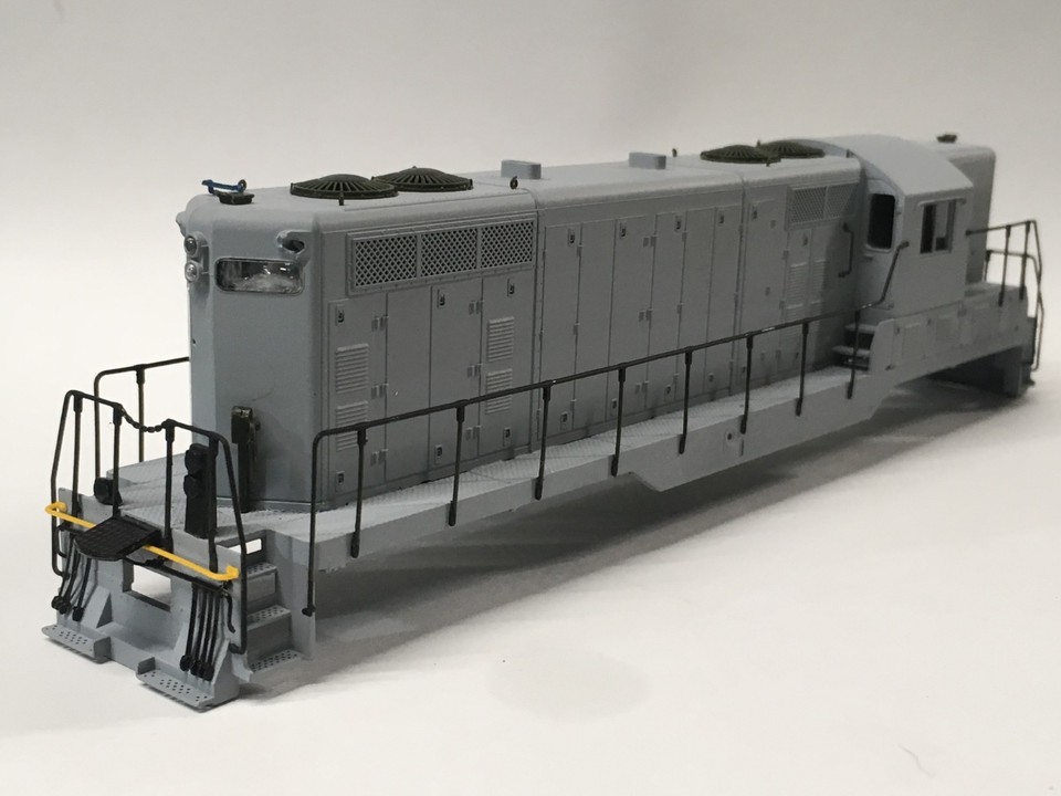 Proto 2000 Walthers HO GP7 Phase 1 Diesel Locomotive Body w/ Parts ...
