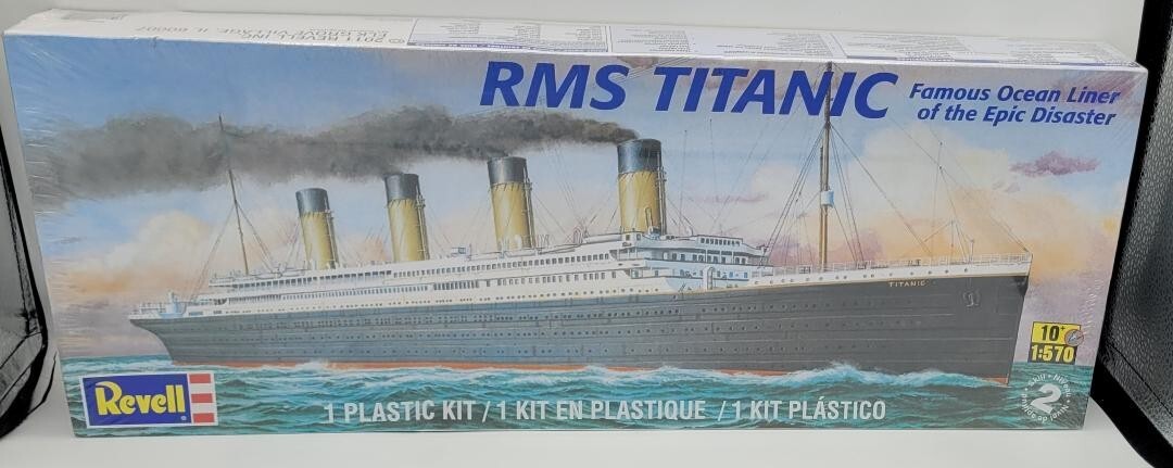 Revell RMS Titanic Ship 1:570 Scale Ocean Liner Plastic Model Kit 445 ...