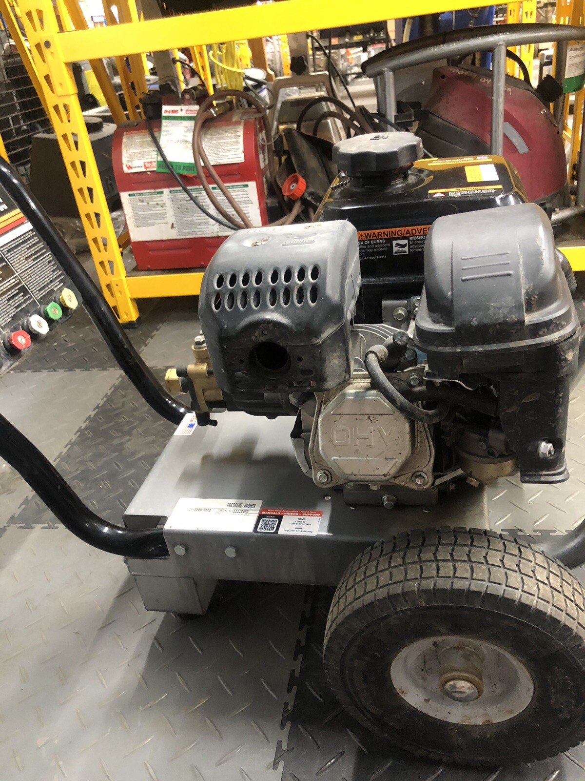 Used Pressure Washer 3000 PSI CM-3000-0MMB Drive Way House Cleaning ...