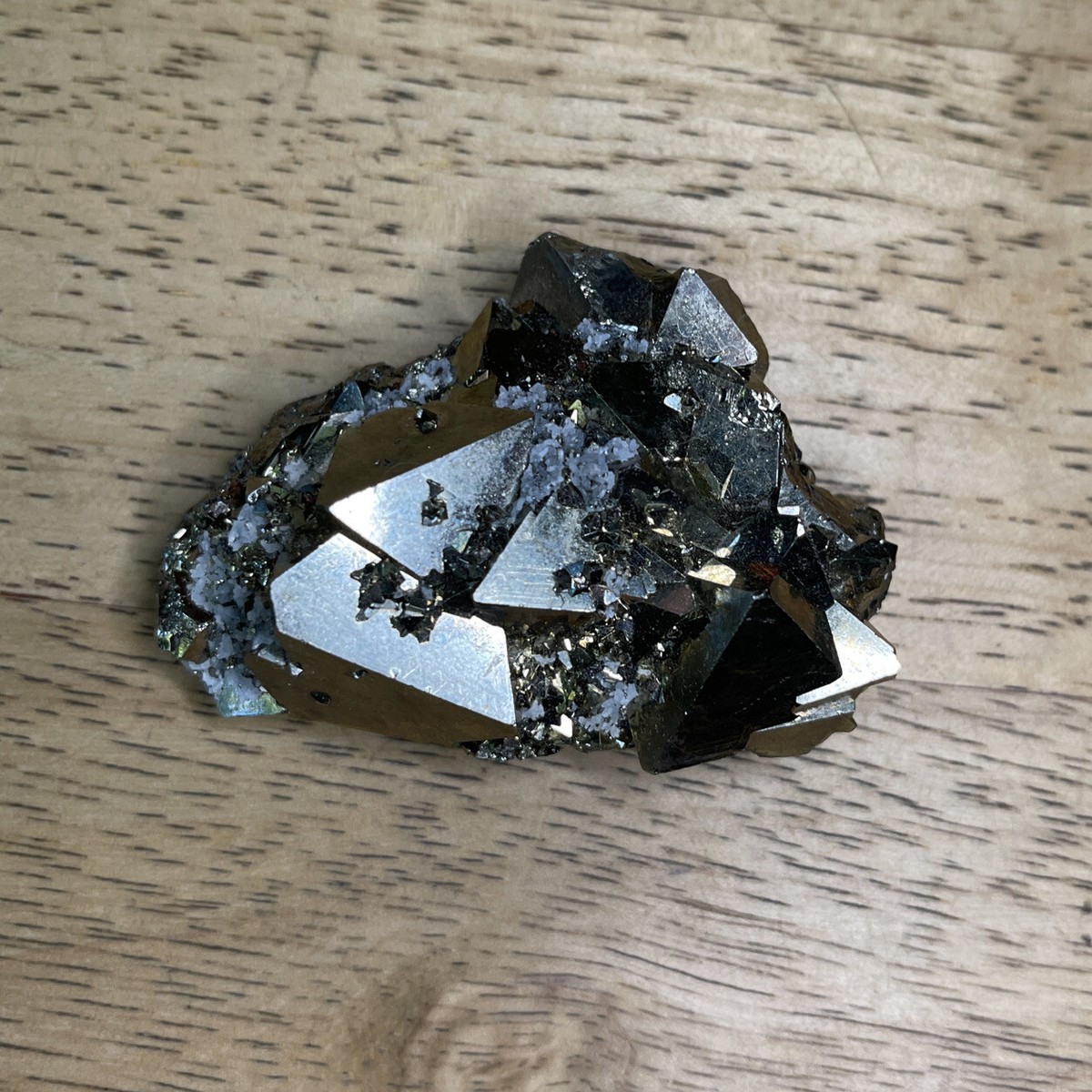 Octahedral New Diansheng FTO Rotating Octahedron Magnetic Magic Cube