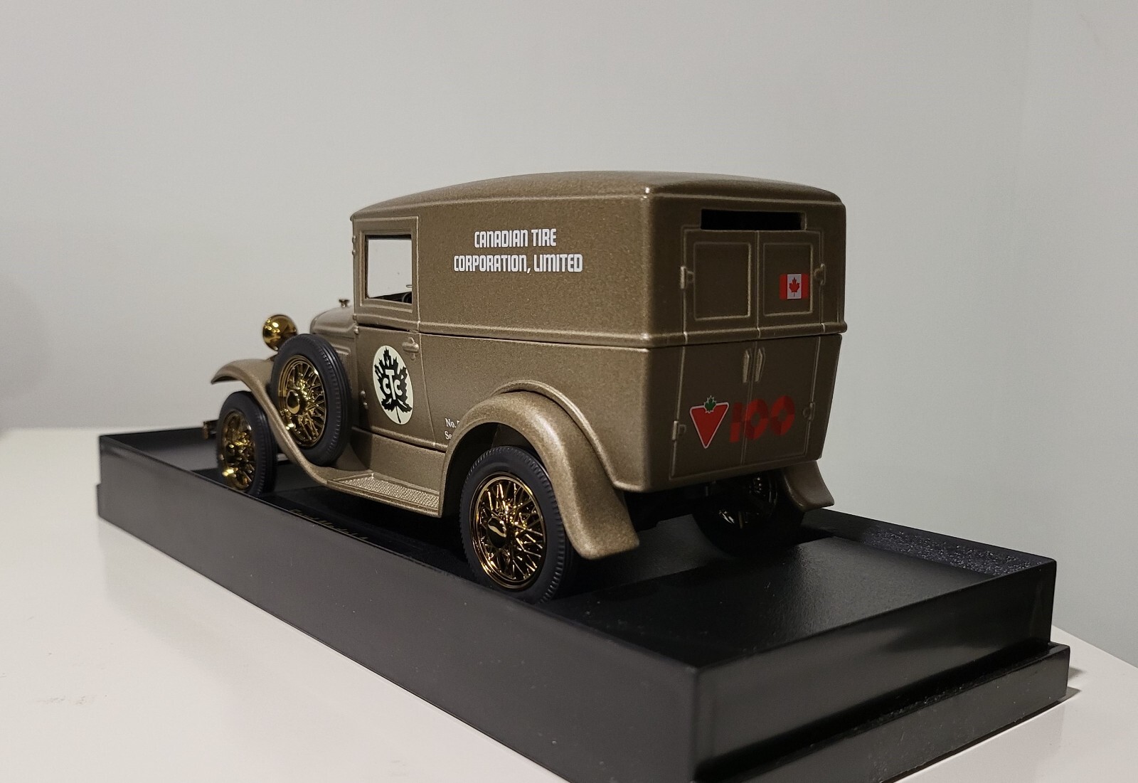 1928 FORD MODEL A CANADIAN TIRE 1/24 LIBERTY CLASSICS LIMITED EDITION ...