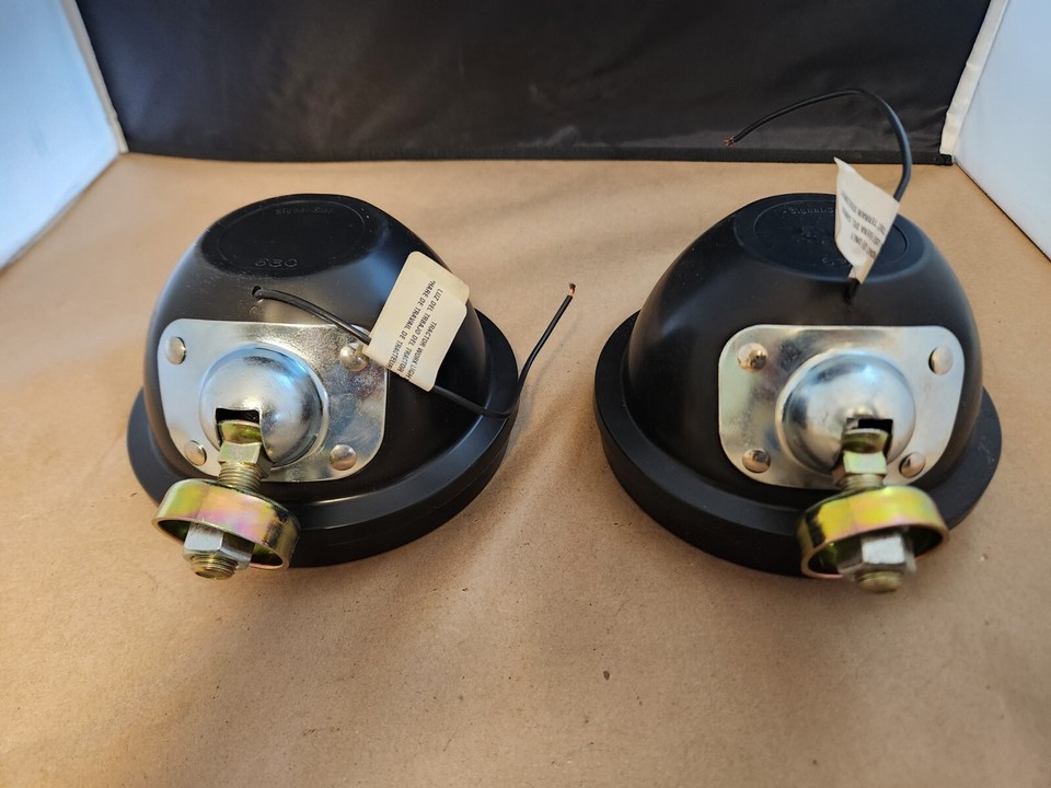 (2) Truck Lite 80384 PAR 46 Work Light Lamp Housing, Black Rubber, 1 ...