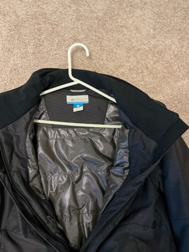 WOMEN'S COLUMBIA BLACK JACKET SIZE L OMN-TECH SPORTSWEAR | eBay